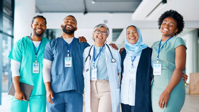 Hospitalets Helte: Hvem arbejder bag murene? - MEDNOTE